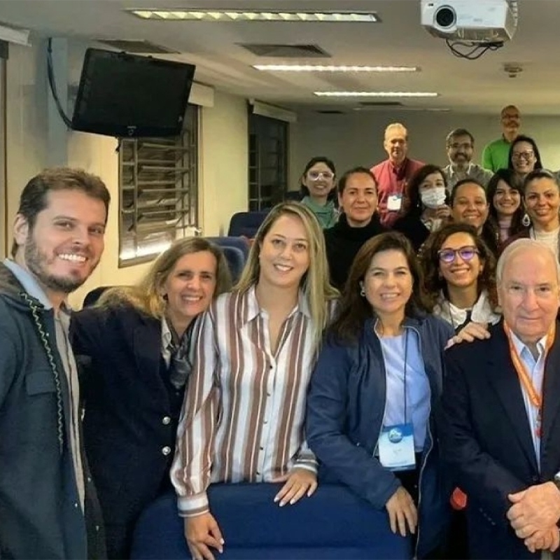 Dr. César Bertoldo – Especialista nas doenças do ouvido e do labirinto ...